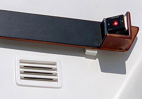 LX2 Port (RED) Running LED Nav Light with Bracket